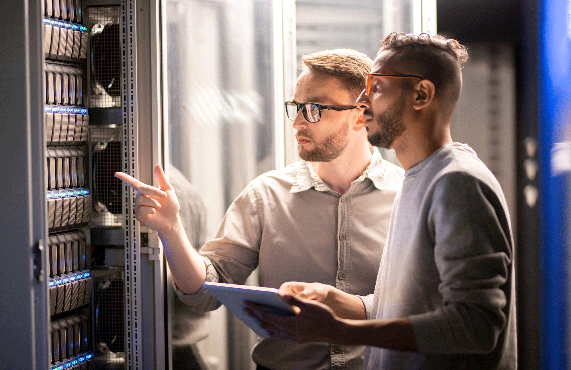 Hybrid Cloud for Banks with AWS Outposts | Virtusa